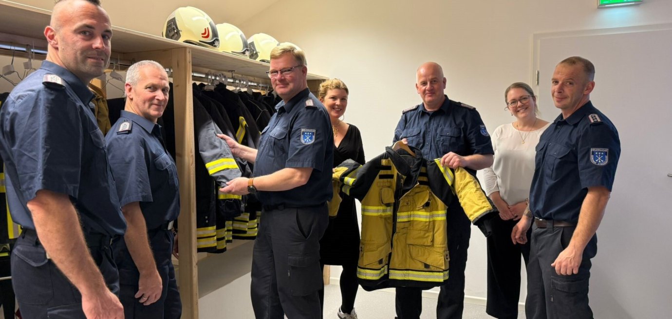 Stockelsdorf eröffnet zentrale Kleiderkammer für die Freiwilligen ...